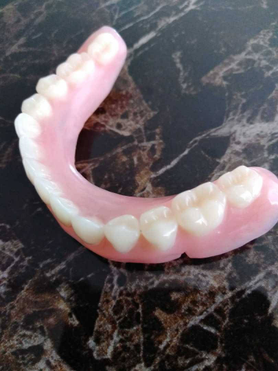 Small Pink Acrylic Pre-made Lower False Teeth Denture – Saldentures